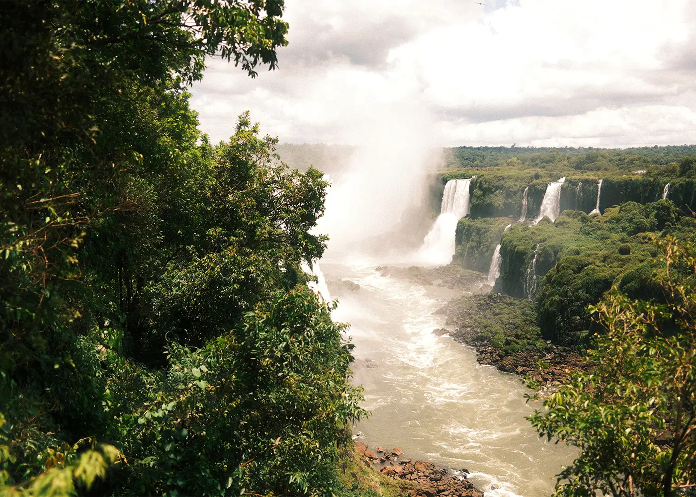 Visite des chutes d'Iguazu: entre Brésil et Argentine • Intuma
